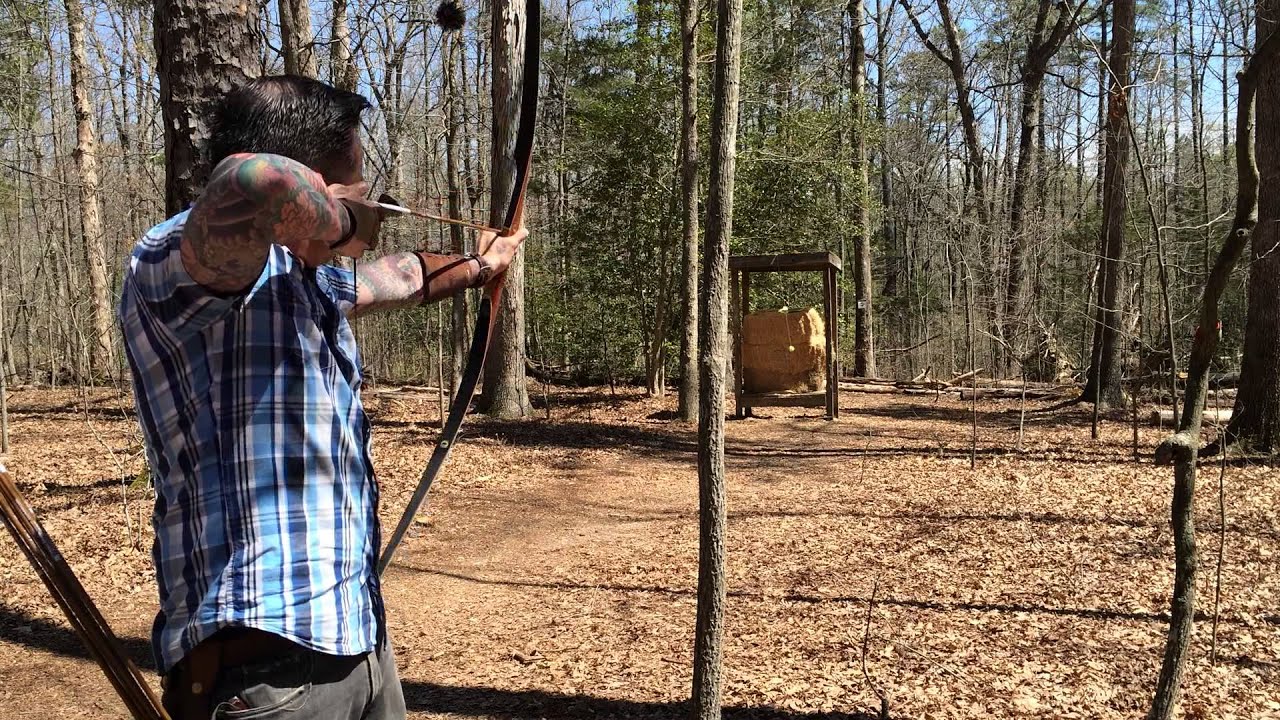 Swinging tennis ball, Bear Ausable longbow - YouTube