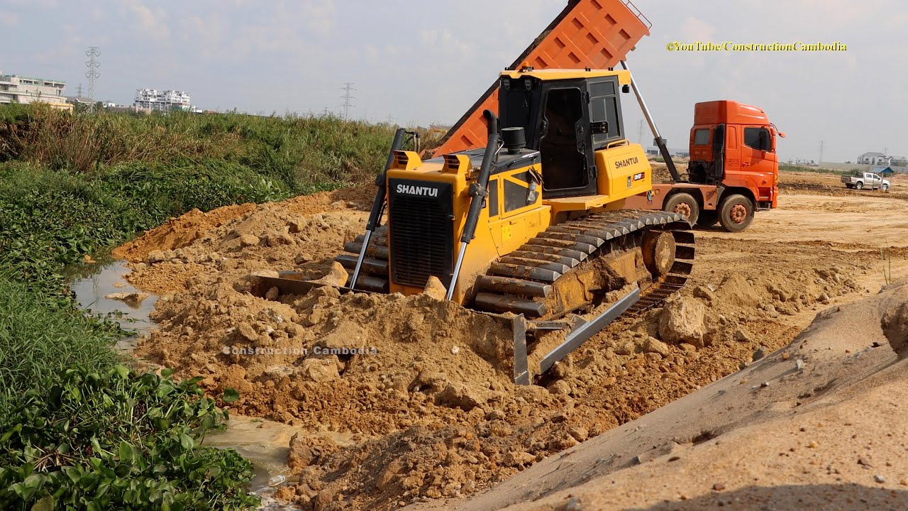 Dozer & Dump Truck Unloading Soil And Well Roller Compacted - YouTube