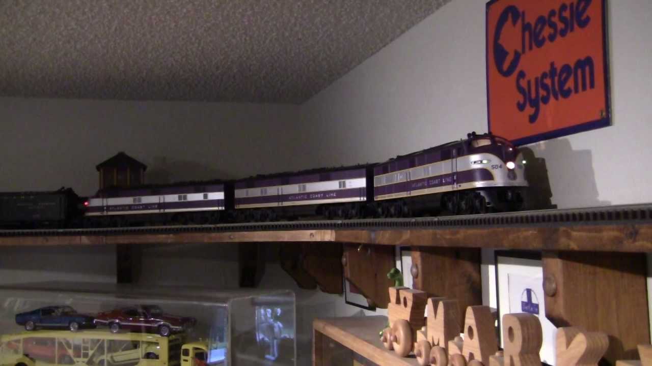 MTH Premier ACL E6 passenger train operating session - YouTube