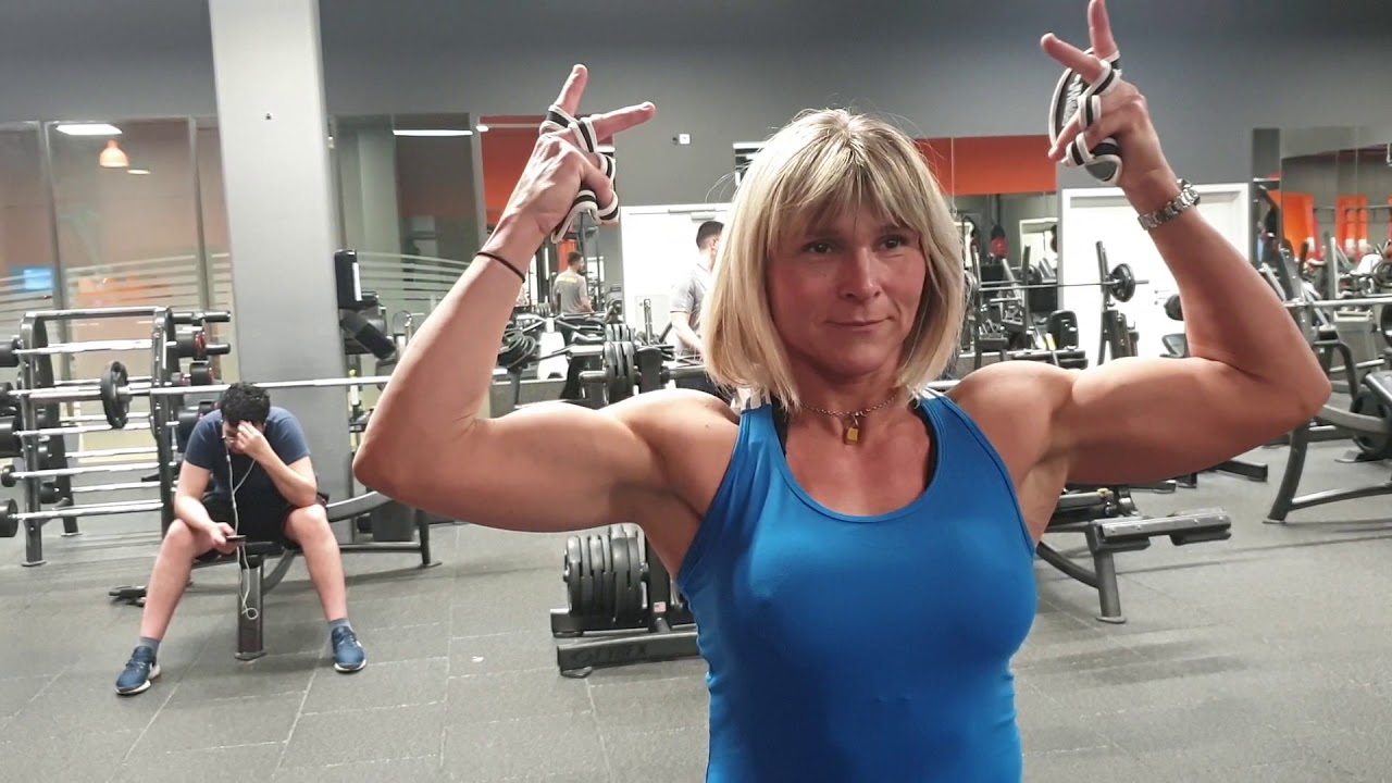 TRAINING PECS & BODY EVOLUTION COACHING - YouTube