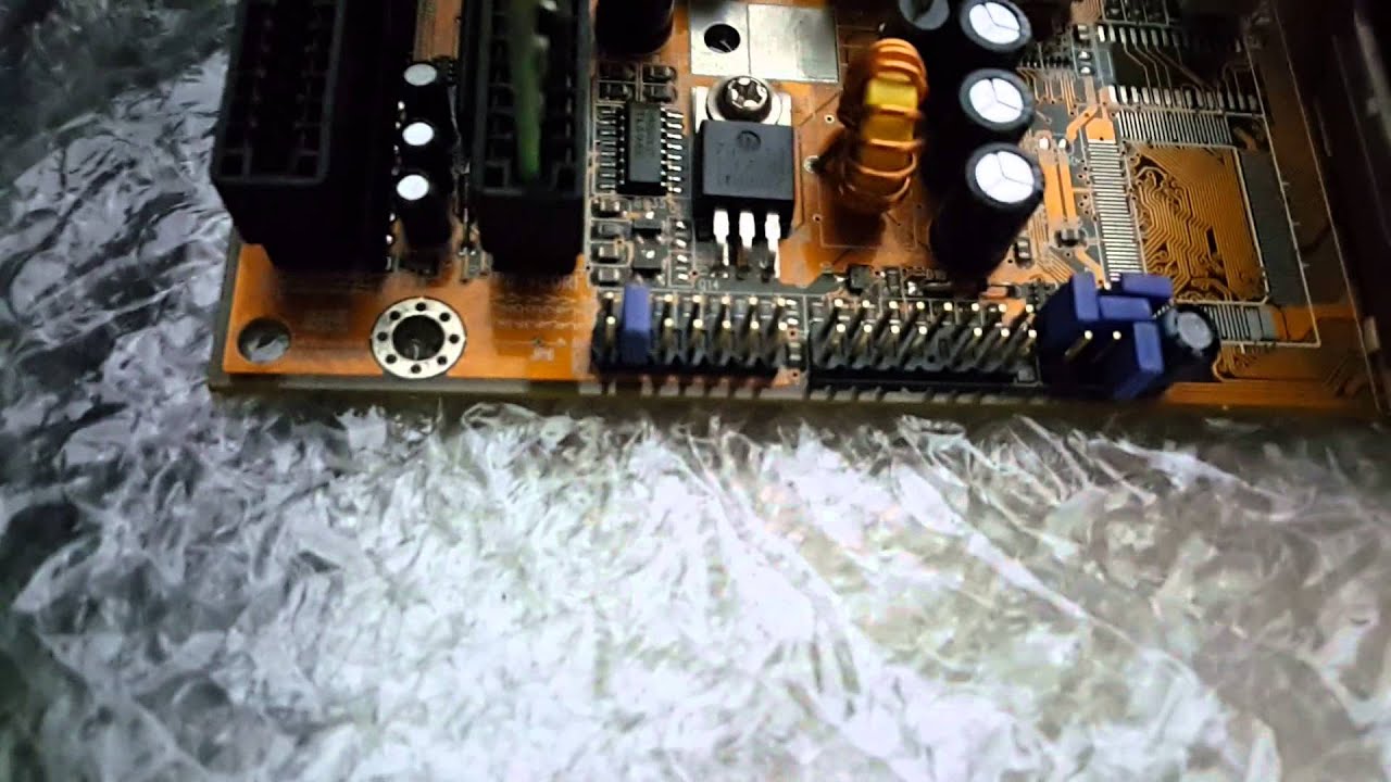 Broken Motheroard - E-AD586-3P21I-401 NEC Power TX AT Motherboard - YouTube