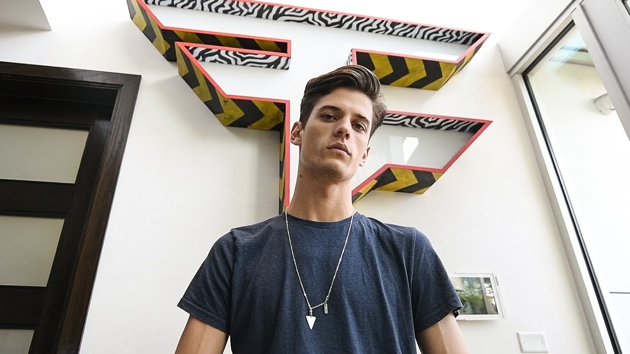 This is Our Newest Fortnite Pro - YouTube