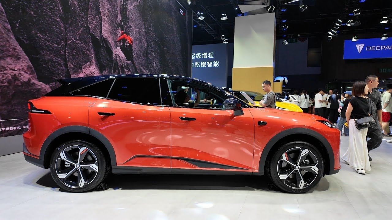 2025 Deepal S07 Appearance (Two Colors) Interior Space Dynamic Video ...