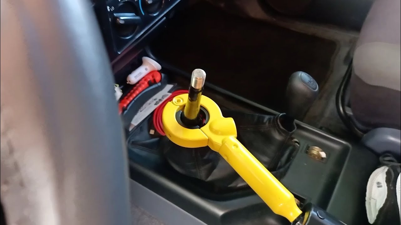 Artago 862A/B gear stick lock tested (and defeated) on a Toyota Land ...