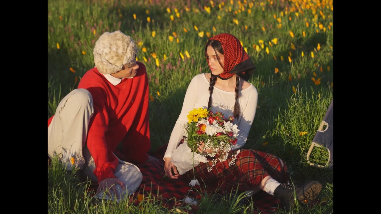 White MJ - PRIMAVERA (Video Oficial) - YouTube