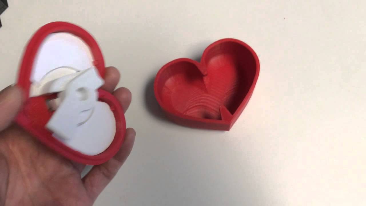3D printed heart shaped box - YouTube
