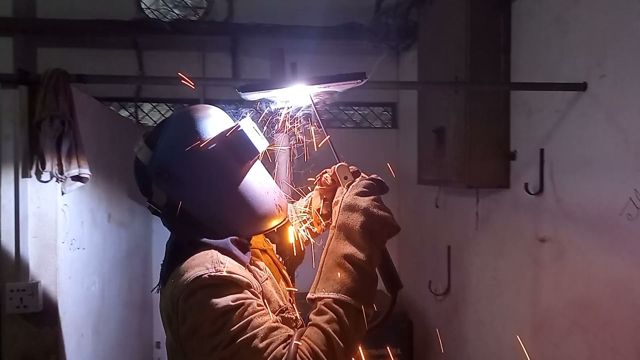 welding, upper head - YouTube