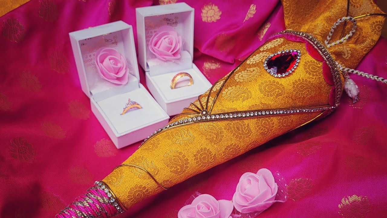 How To Make Traditional Sakharpuda ( Sugar Box ) | #GiftIdeas - YouTube