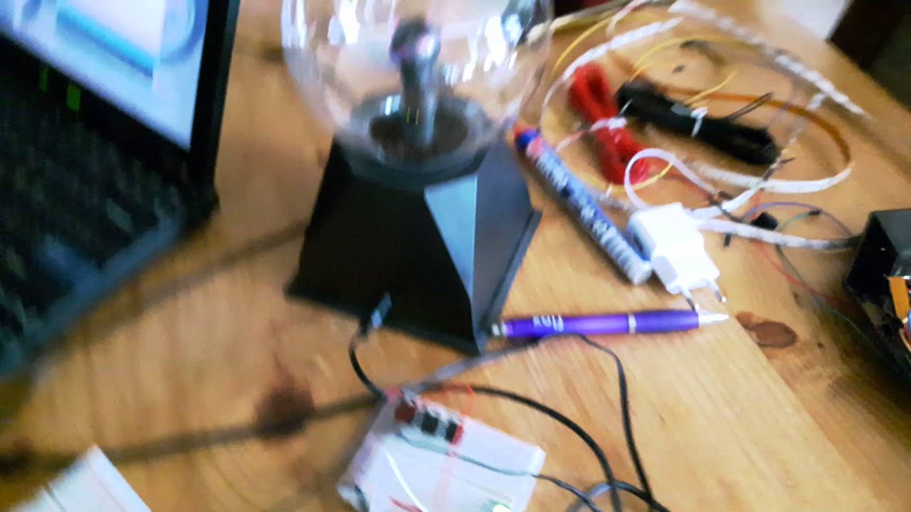 Plasma bol controlled by Arduino - YouTube