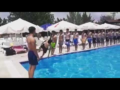 Sıraya girin parayla degil izlesek