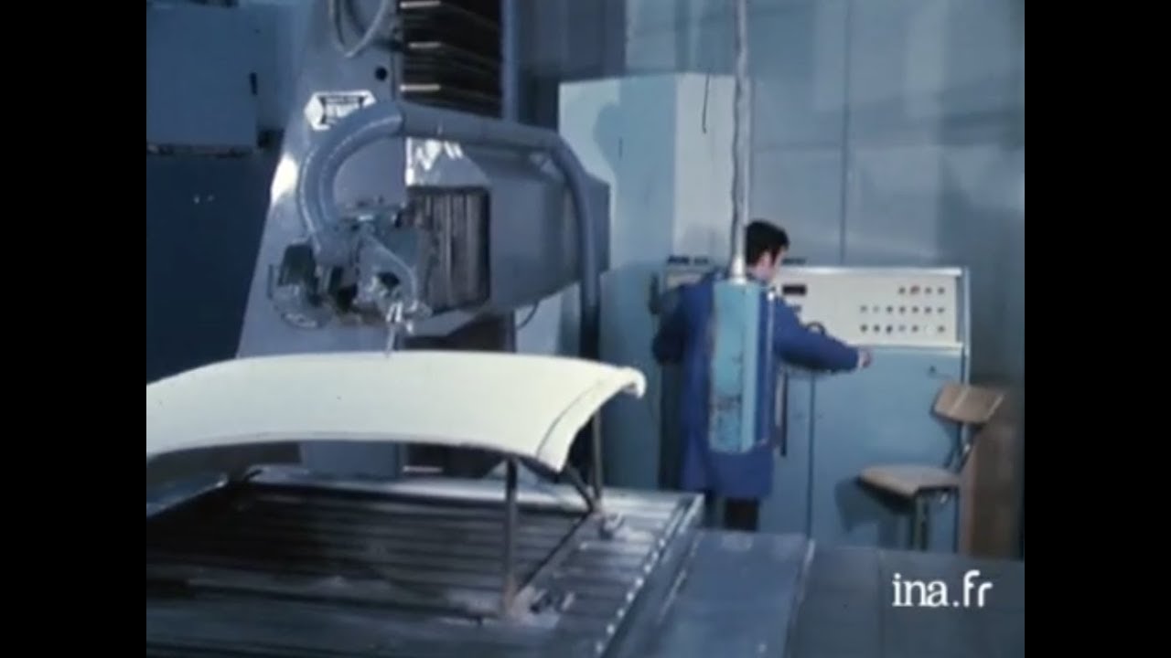 1969 Renault UNISURF - YouTube