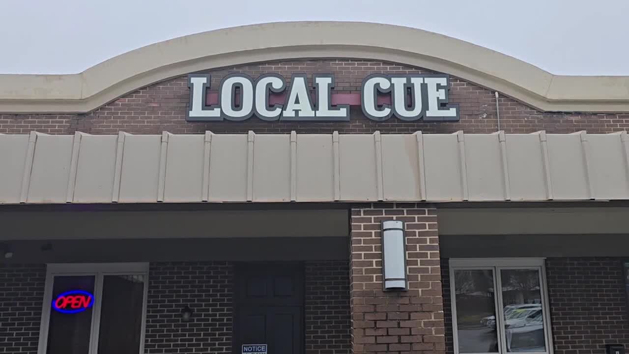 Midday Eats: Local Cue - YouTube