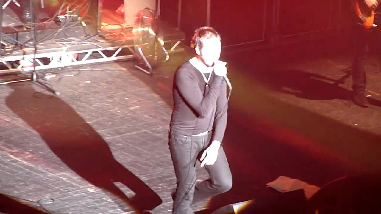 Kasabian - Fire Part 1 - YouTube
