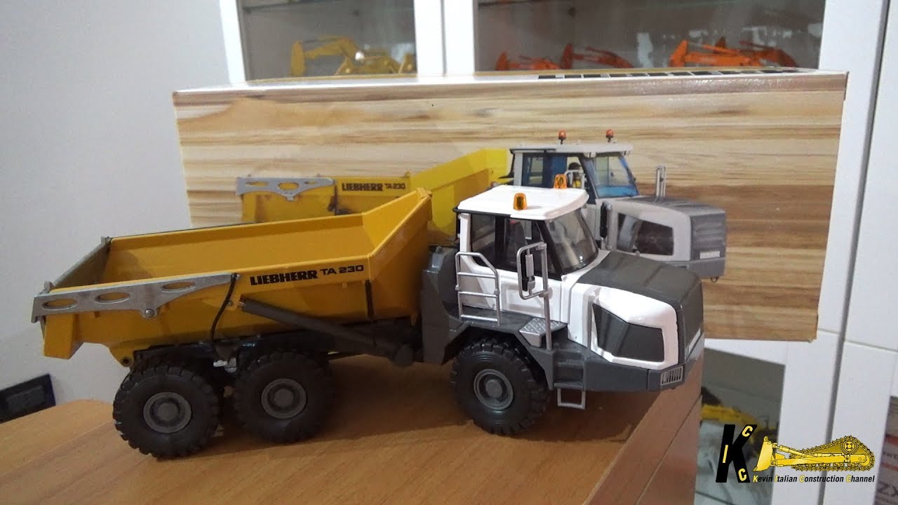 Liebherr TA230 Dumper 1:50 by Conrad Model Review - YouTube