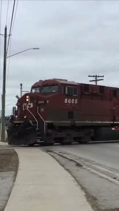 Here’s CP Train 112 Rolling Through Alliston Ontario With a Gevo Leading The Way - YouTube