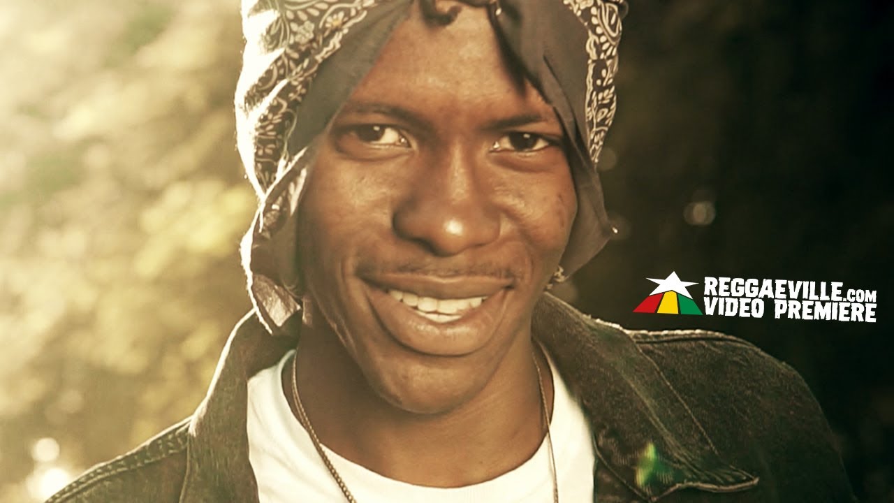 Don Malli - Never Give Up [Official Video 2021] - YouTube