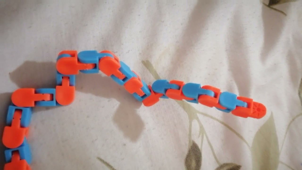 How to make a snapper out of a wacky track sorry for the backround ...