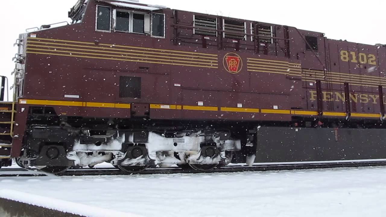 NS 116 with the PRR Heritage Unit - YouTube
