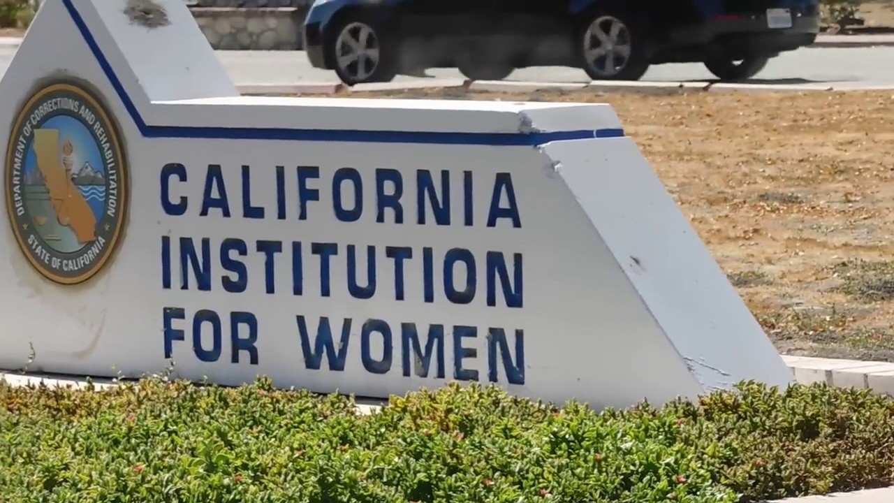 CDCR CIW Prison First Amendment Audit with HDCW - YouTube