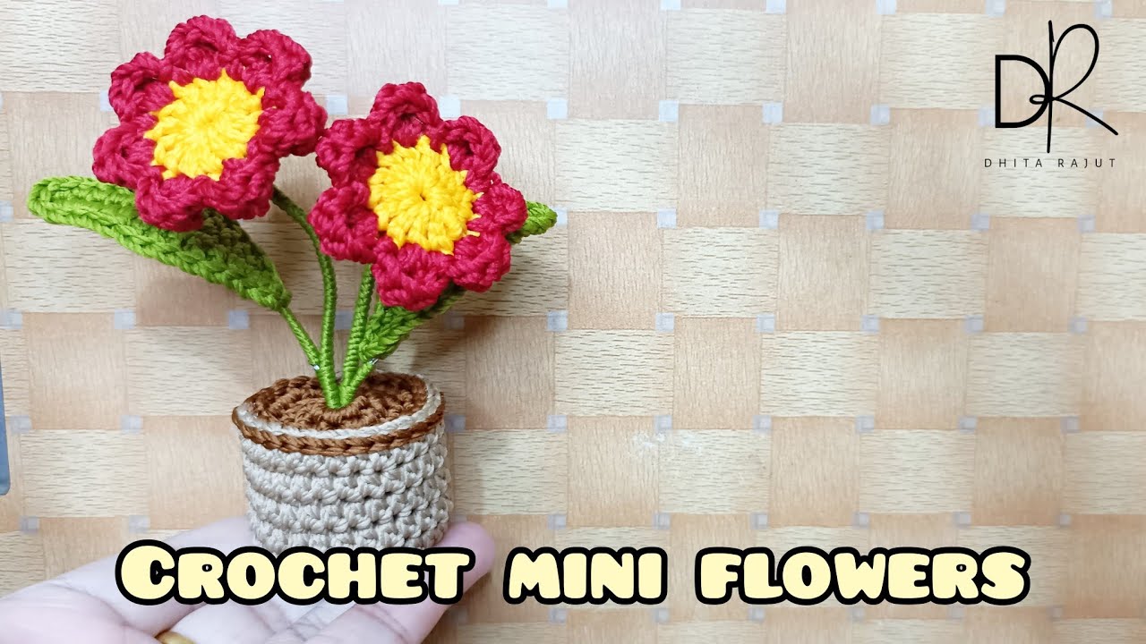 Crochet mini flowers // crochet tutorials - YouTube