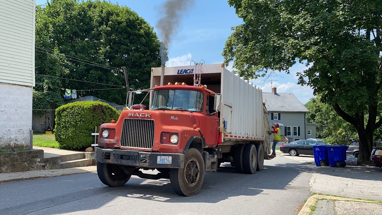 Rambone 1985 Mack DM Garbage Truck Packing Heavy Manual Trash - YouTube