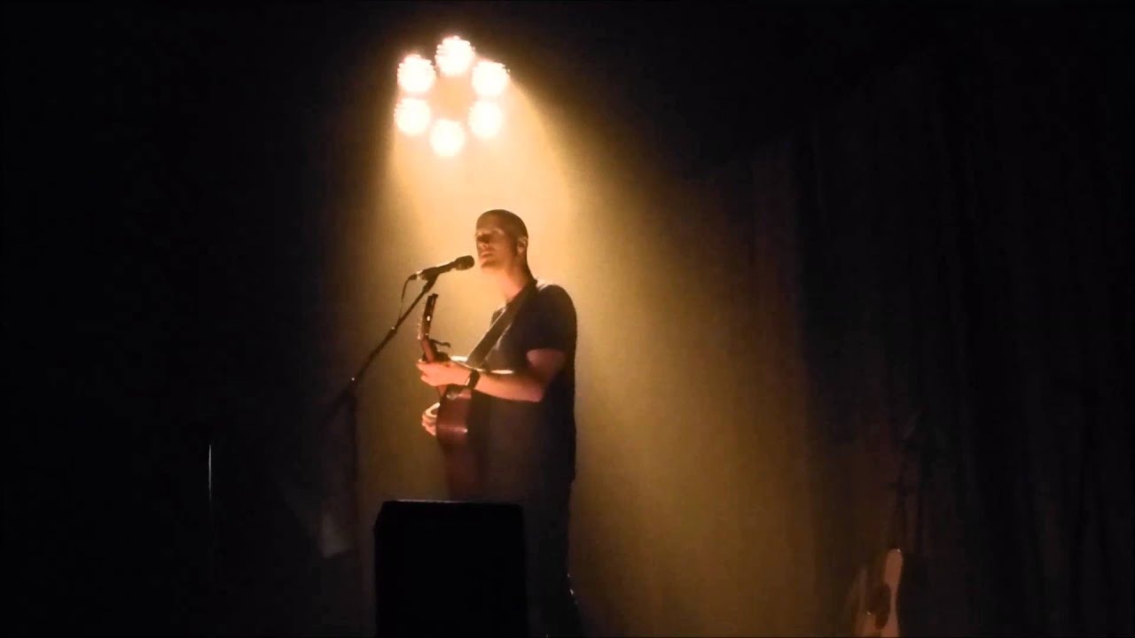 Milow - 22 children - Ruiterhal Brasschaat - YouTube