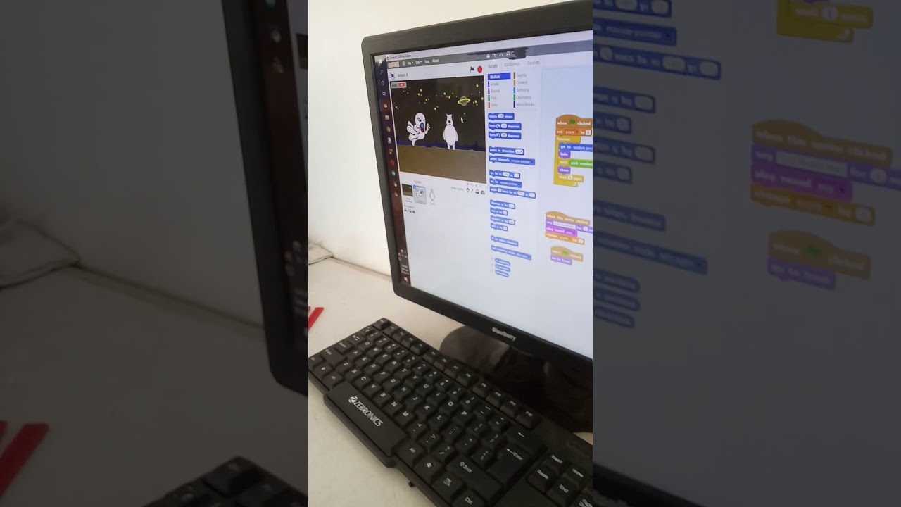 Hide and seek game using scratch - YouTube