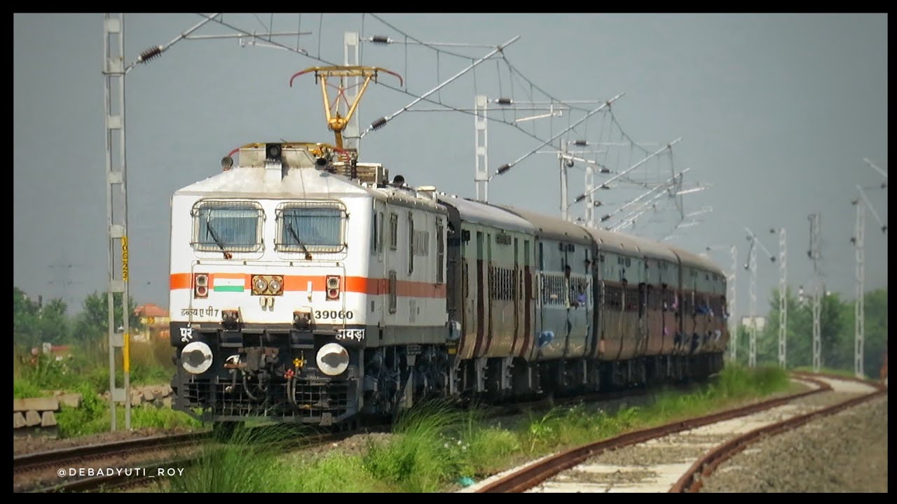 Old Maroon Livery Coaches with Brand New WAP-7 || 53014 Azimganj-Katwa ...