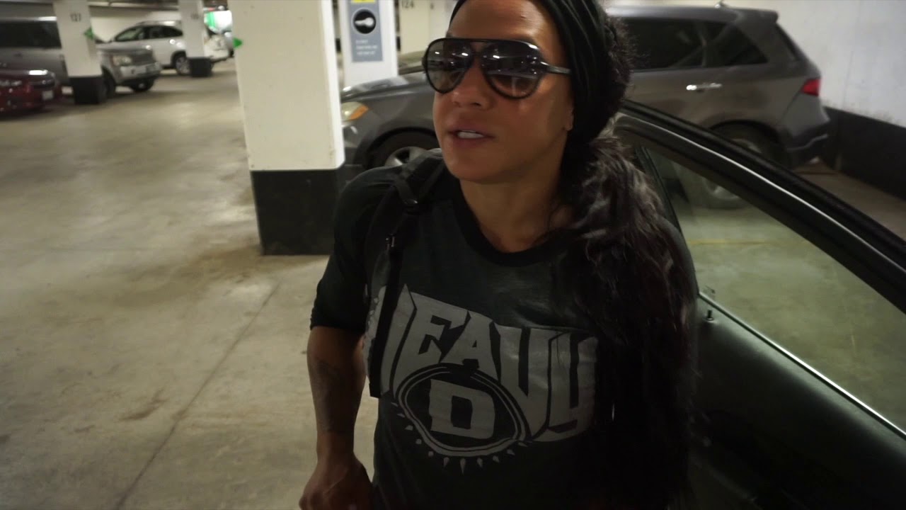 Vlog 317 | IFBB Figure Pro | The Marathon Episode 9 | Being Coachable ...