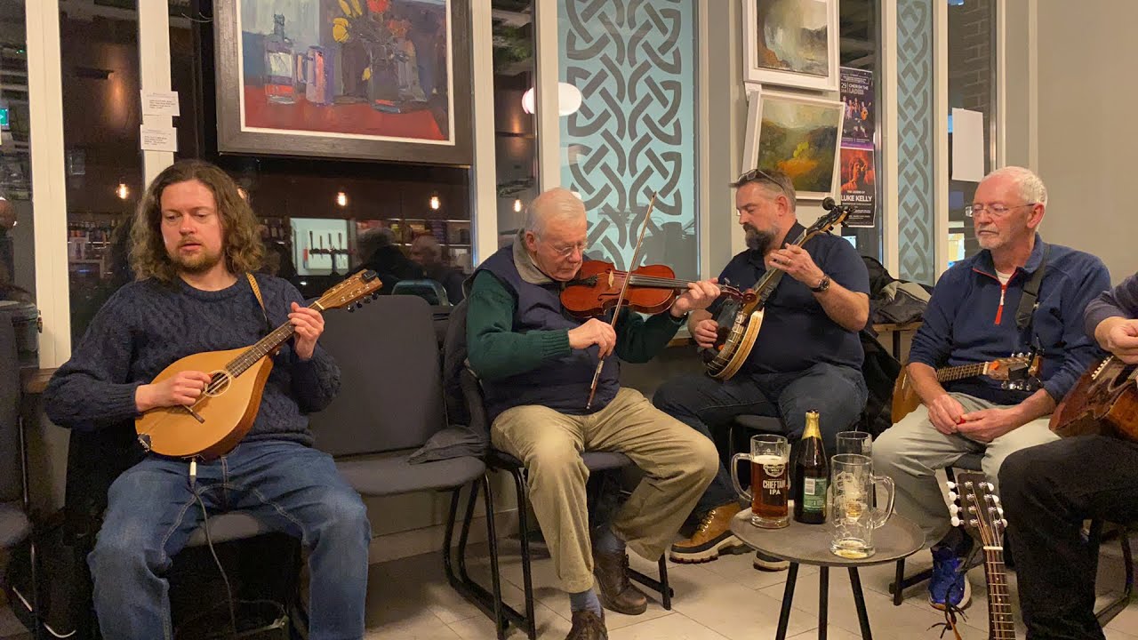 Irish Traditional Music Session - YouTube