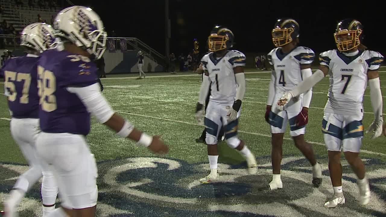 HIGHLIGHTS: Warren Easton defeats Madison Prep, 20-14 - YouTube