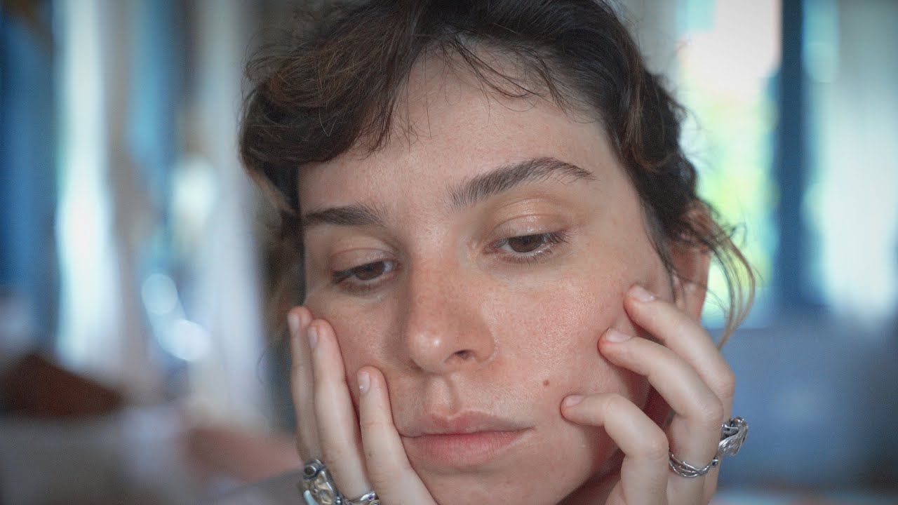 Chapter in which Kat does small things to fill her life with joy 🤍 - YouTube