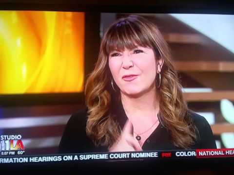 Mo'Kelly on FOX Studio 11 LA - Re: Presidential Race - YouTube