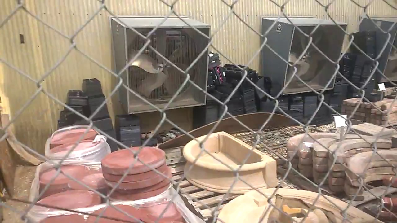 ACME Agricultural/Commercial Belt-Driven "Super Windmaster" 40 ...