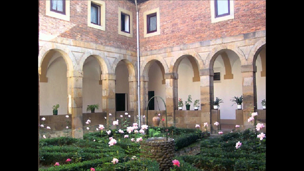 Monasterio de Santa Ana Lazcano) - YouTube