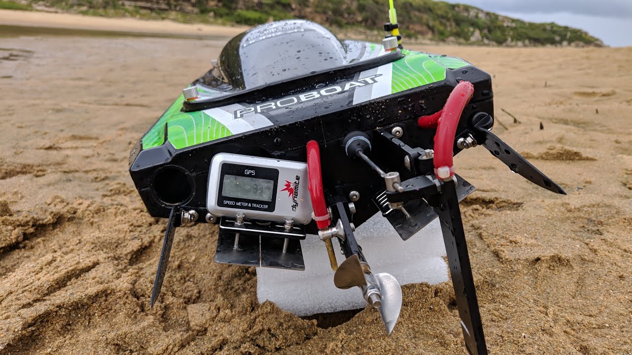 ProBoat SonicWake 36" @ June 2020 doing 93kmh - YouTube