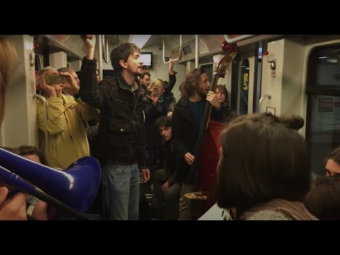 FLASH MOB METRO [Hot Knife] • martina vinci w/ UGA