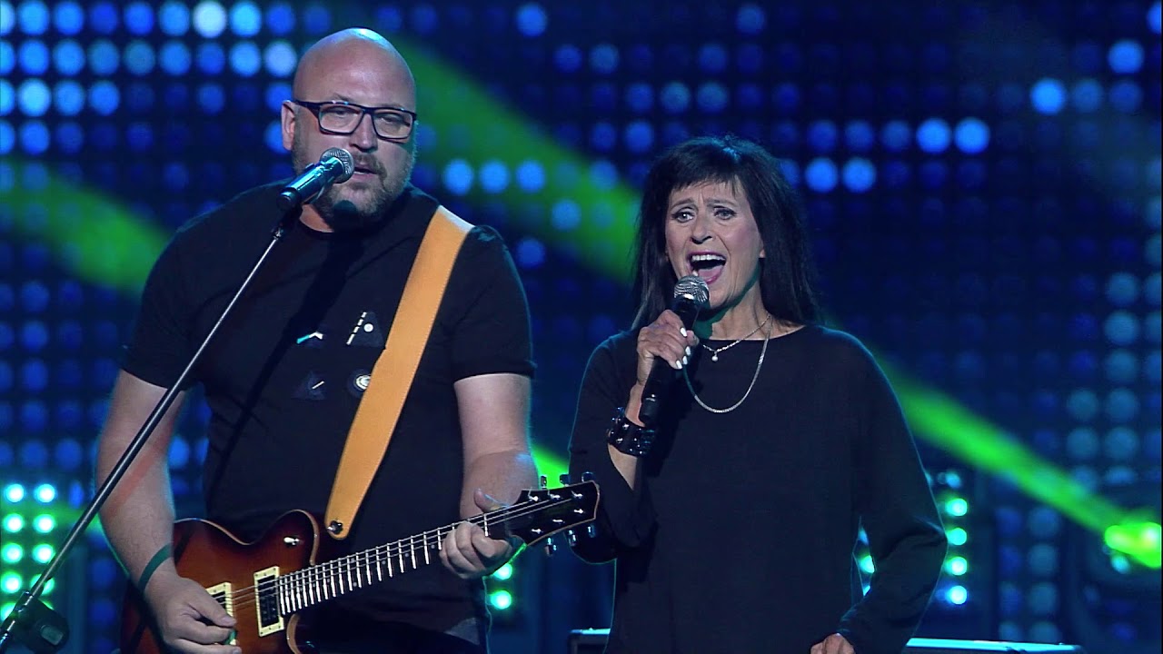 WANDA I BANDA - "Hi-Fi" live Top of The Top Festival 2017 - YouTube