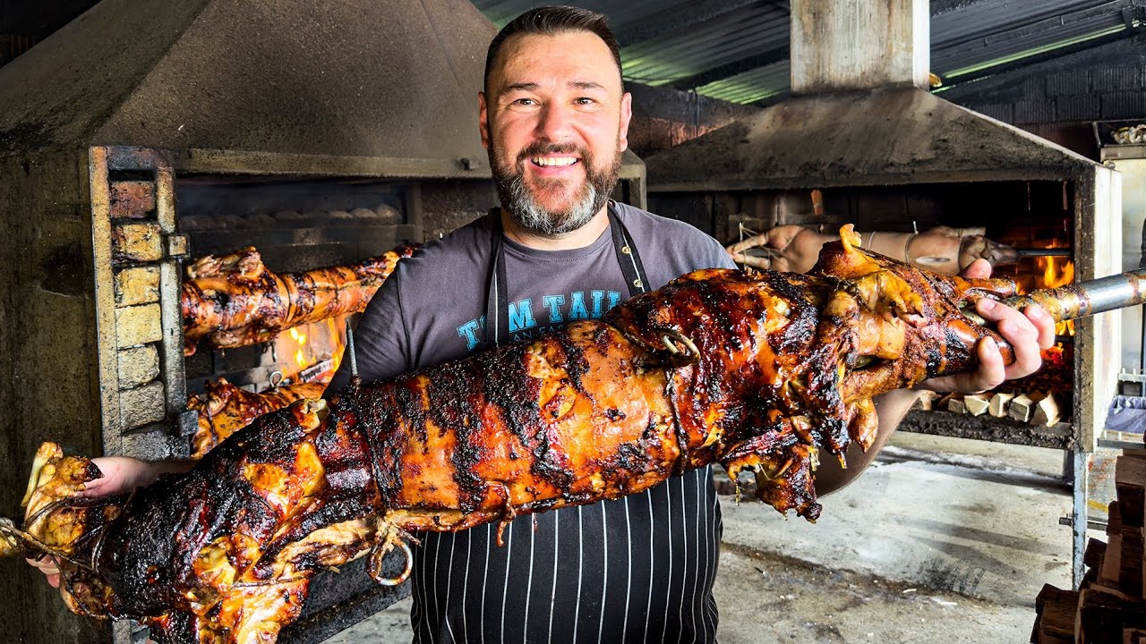 The King of Roast Makes Crispy Pig That Everyone’s Gone Crazy For! 🐖 ...