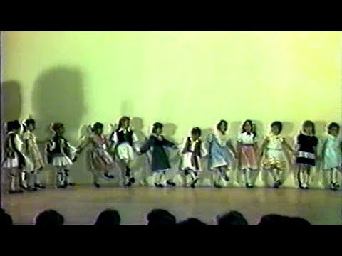 ΠΟΙΟΣ ΕΙΝ' ΑΞΙΟΣ-ΜΟΡΦΩΤ. ΛΑΟΓΡ. ΣΥΛΛ. ΓΑΡΔΙΚΙΟΥ ΤΡΙΚΑΛΩΝ-1985 - YouTube