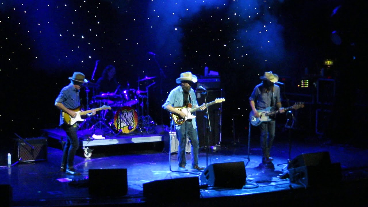 20 Songs About Rings - Musical Mum