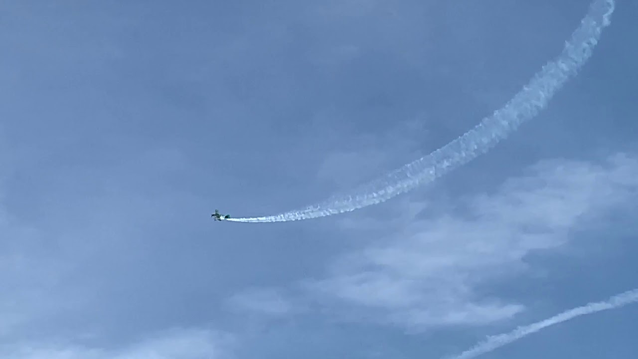 OMG Flight Maneuvers Lost Control - YouTube