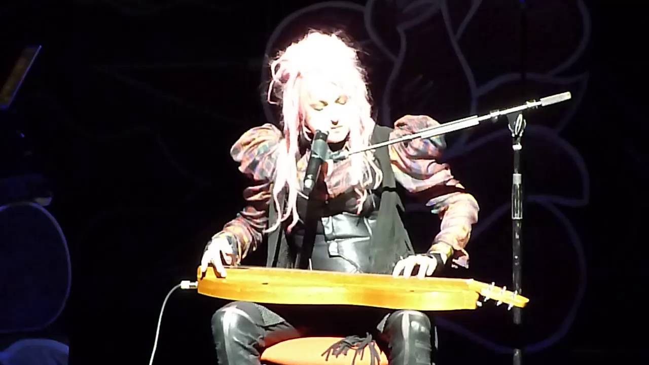 Cyndi Lauper - True Colours - Symphony Hall, Birmingham - 22nd June ...