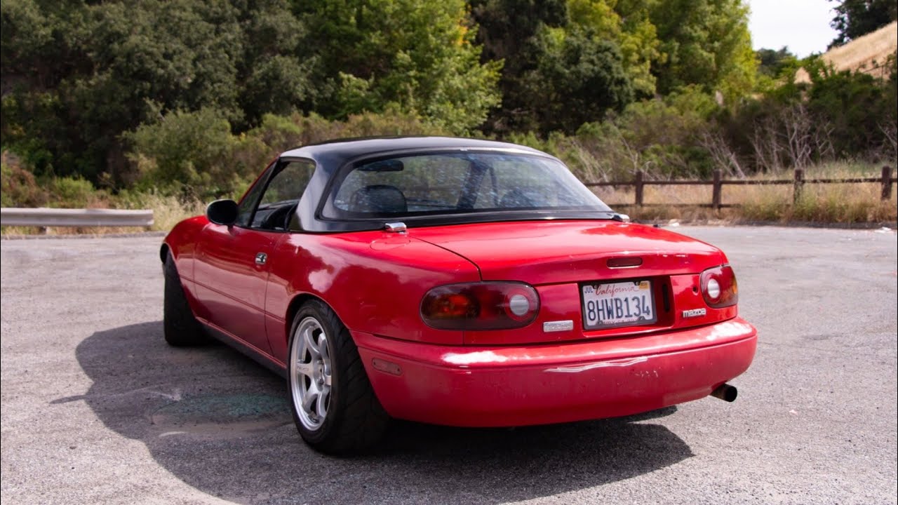 MIATA GETS A RACING BEAT EXHAUST - YouTube