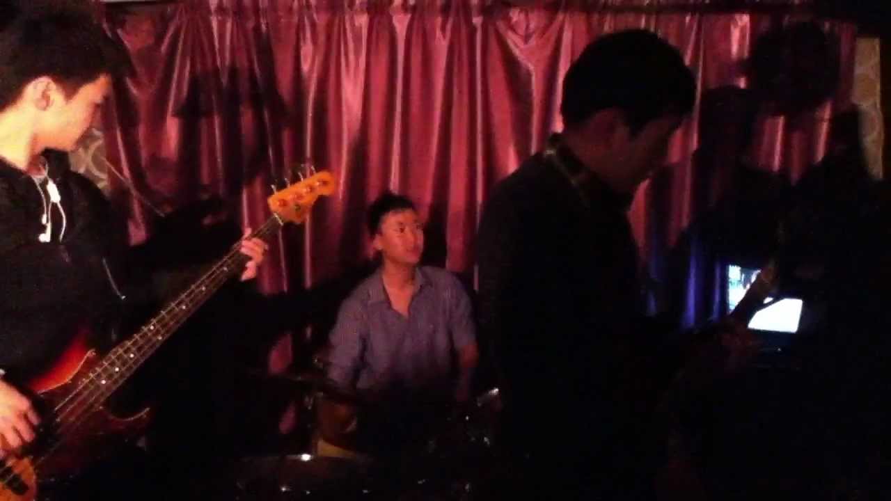 Tsetse & Vatame-Creep (Radiohead Cover) @ Rock n Rolla Vol4 - YouTube