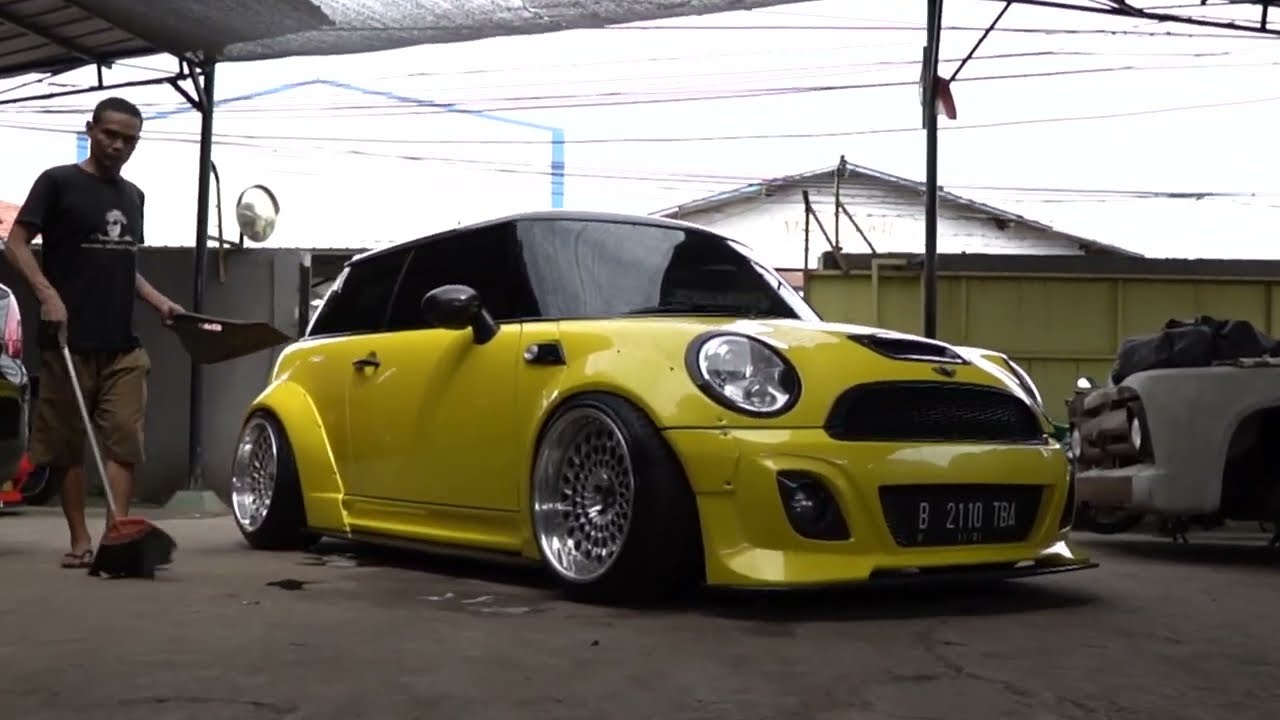 MINI COOPER R56 Equipped Liberty walk Body Kit - YouTube