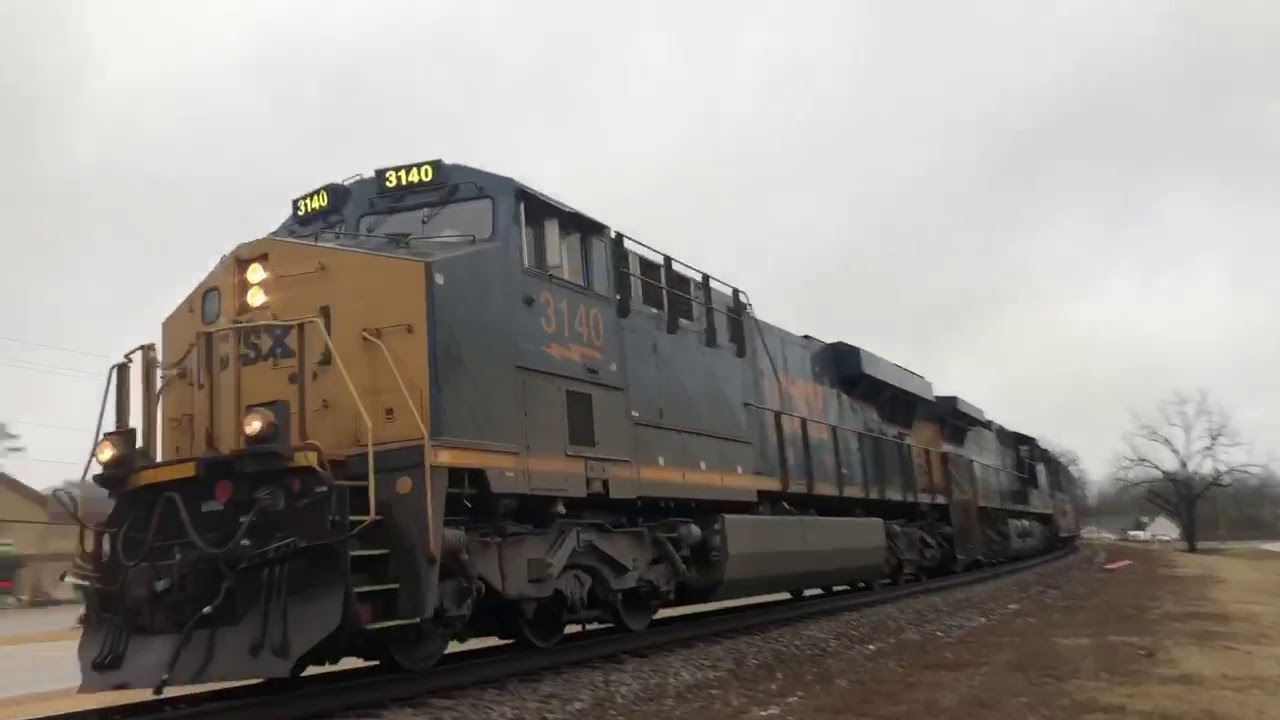 CSX 3140 and CSX 169 lead a mixed freight. - YouTube
