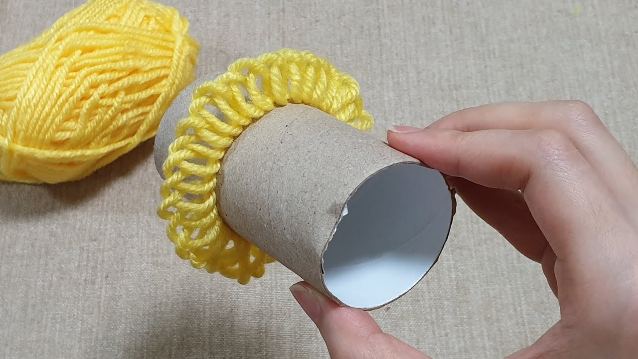 Easy Woolen Flower Craft Idea with Tissue roll - Amazing Trick - Hand ...
