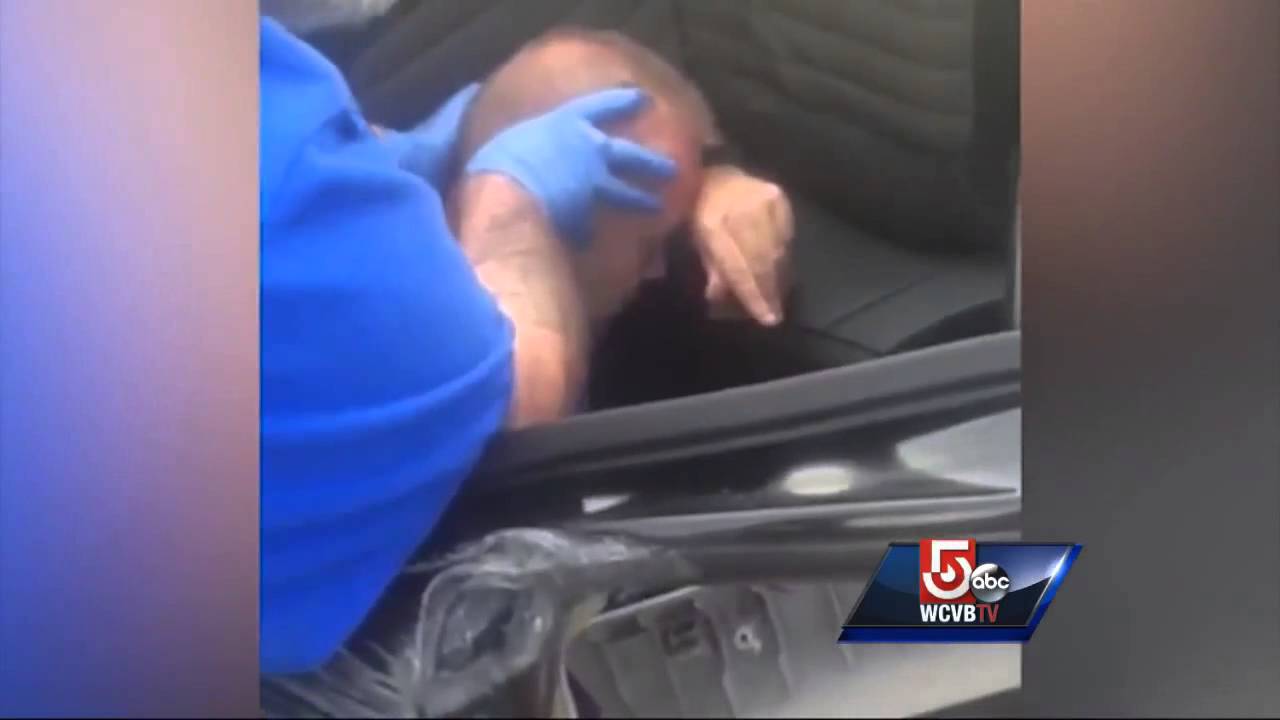 Good Samaritans race to save trapped driver after crash - YouTube