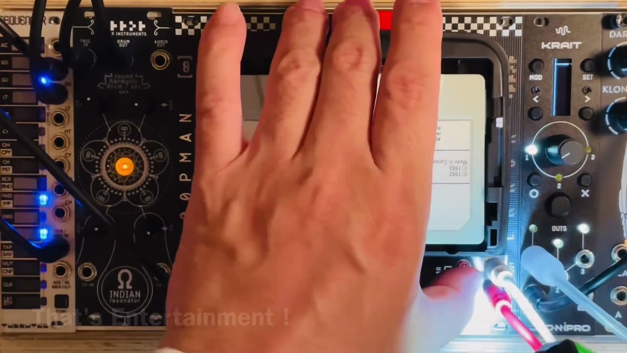 Error Instruments / LOOPMAN EURORACK - YouTube